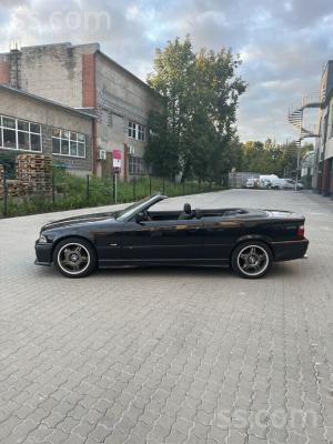 Черный БМВ 318 1998 в Рига, объемом двигателя 1.80 л и пробегом 267 тыс. км за 5500 €, фото 6 на AUTOMOTO.COM.LV