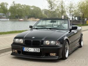 Black BMW 318 2000 in Liepaja, with an engine capacity of 2.80 L and mileage of 278 thousand km for 9000 €, photo 3 on AUTOMOTO.COM.LV