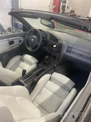 Black BMW 318 2000 in Liepaja, with an engine capacity of 2.80 L and mileage of 278 thousand km for 9000 €, photo 8 on AUTOMOTO.COM.LV