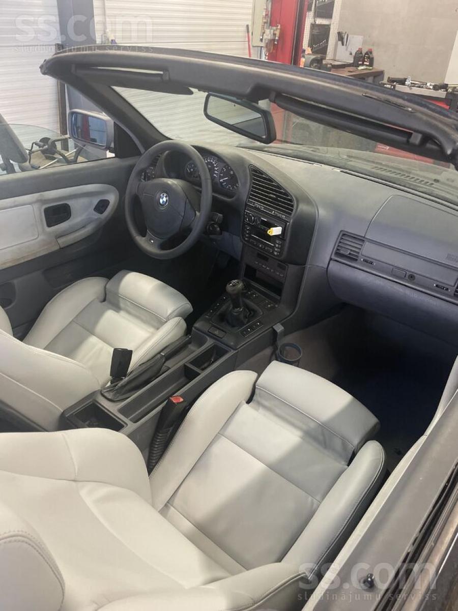 Black BMW 318 2000 in Liepaja, with an engine capacity of 2.80 L and mileage of 278 thousand km for 9000 €, photo 8 on AUTOMOTO.COM.LV