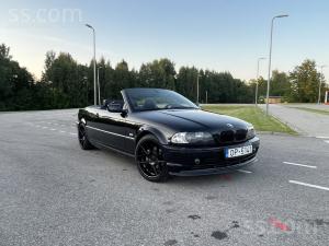 Melns BMW 318 2002 Cēsis, ar dzinēja tilpumu 2.00 L un nobraukumu 213 tūkst. km par 6300 €, foto  vietnē AUTOMOTO.COM.LV