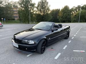 Melns BMW 318 2002 Cēsis, ar dzinēja tilpumu 2.00 L un nobraukumu 213 tūkst. km par 6300 €, foto 3 vietnē AUTOMOTO.COM.LV