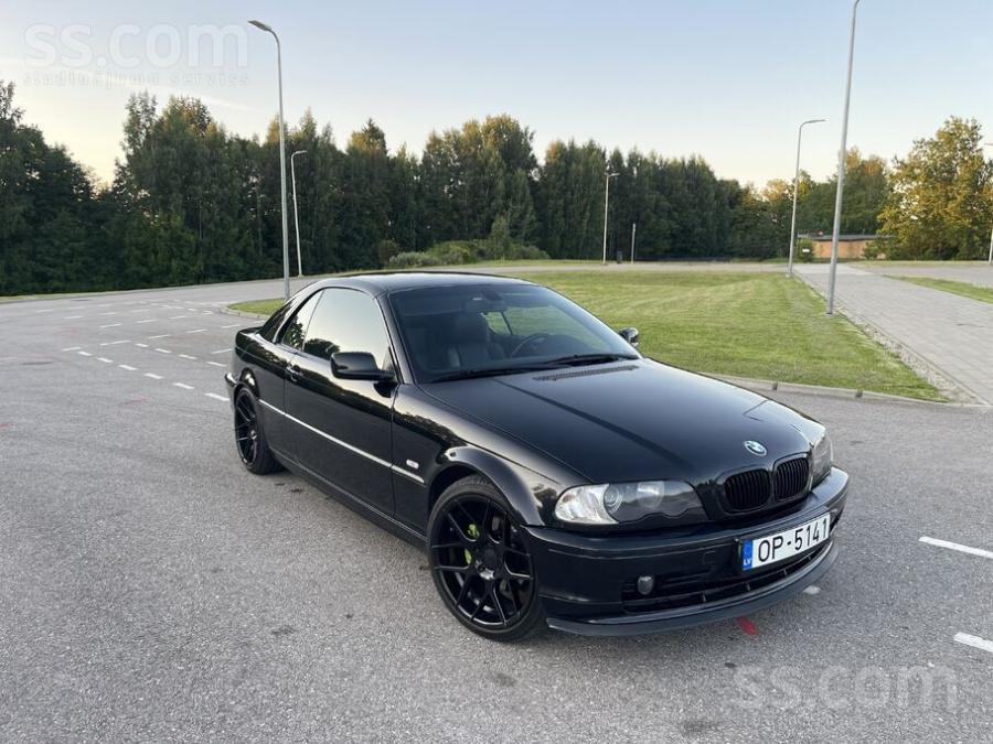 Melns BMW 318 2002 Cēsis, ar dzinēja tilpumu 2.00 L un nobraukumu 213 tūkst. km par 6300 €, foto 5 vietnē AUTOMOTO.COM.LV