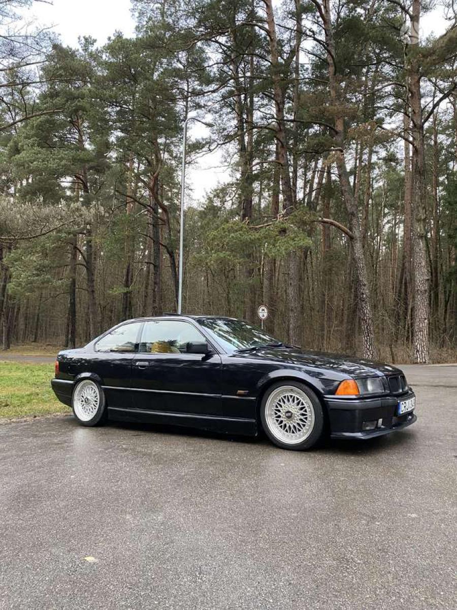 Melns BMW 318 1995 Anykščiai, ar dzinēja tilpumu 1.80 L un nobraukumu 324 tūkst. km par 4050 €, foto 9 vietnē AUTOMOTO.COM.LV