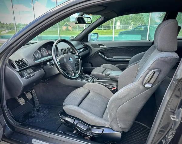 Melns BMW 318 2001 Rēzekne, ar dzinēja tilpumu 1.90 L un nobraukumu 251 tūkst. km par 2590 €, foto 8 vietnē AUTOMOTO.COM.LV