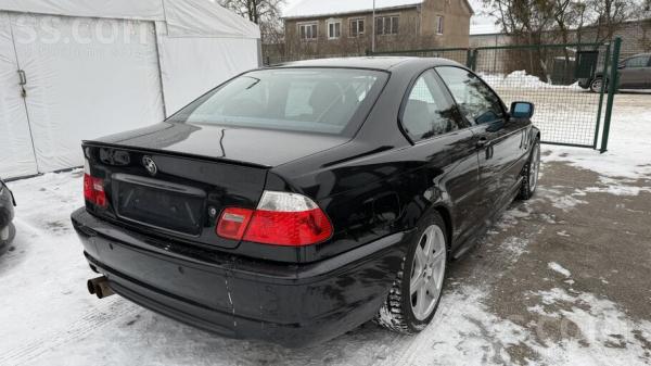 Melns BMW 318 2002 Liepāja, ar dzinēja tilpumu 2.00 L un nobraukumu 233 tūkst. km par 4700 €, foto 5 vietnē AUTOMOTO.COM.LV