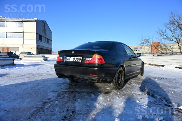 Melns BMW 318 2002 Rīga, ar dzinēja tilpumu 2.00 L un nobraukumu 254 tūkst. km par 3200 €, foto 5 vietnē AUTOMOTO.COM.LV