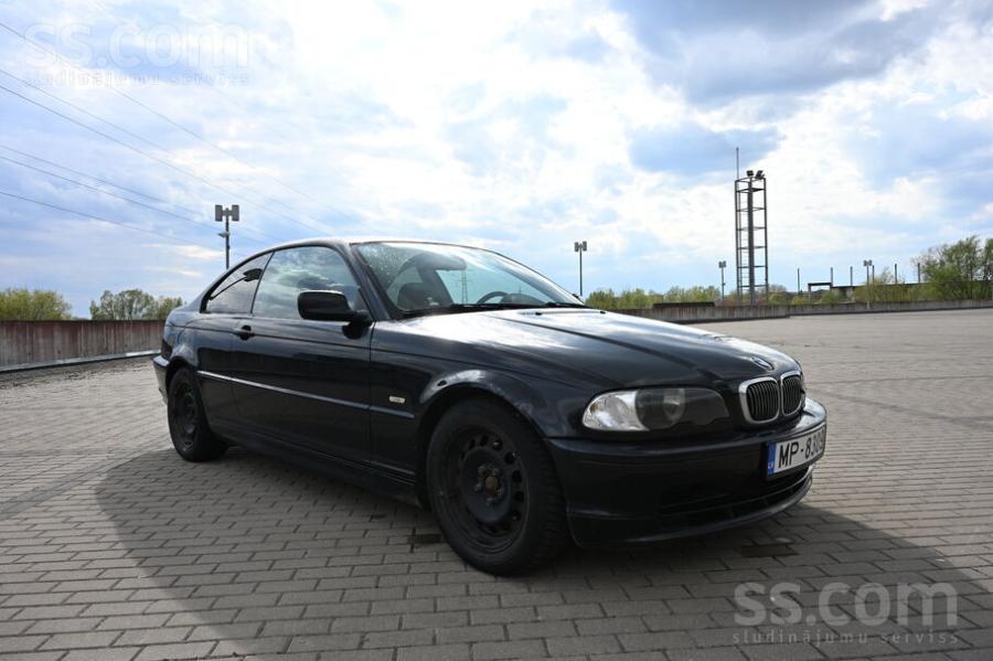 Melns BMW 318 2002 Rīga, ar dzinēja tilpumu 2.00 L un nobraukumu 256 tūkst. km par 2700 €, foto 3 vietnē AUTOMOTO.COM.LV