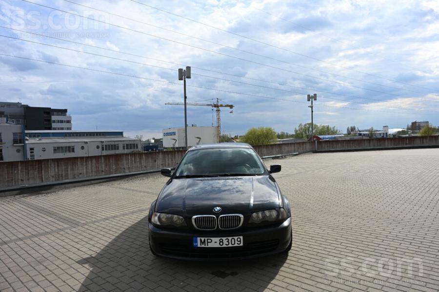 Melns BMW 318 2002 Rīga, ar dzinēja tilpumu 2.00 L un nobraukumu 256 tūkst. km par 2700 €, foto 6 vietnē AUTOMOTO.COM.LV