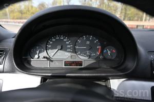 Melns BMW 318 2002 Rīga, ar dzinēja tilpumu 2.00 L un nobraukumu 256 tūkst. km par 2700 €, foto 12 vietnē AUTOMOTO.COM.LV