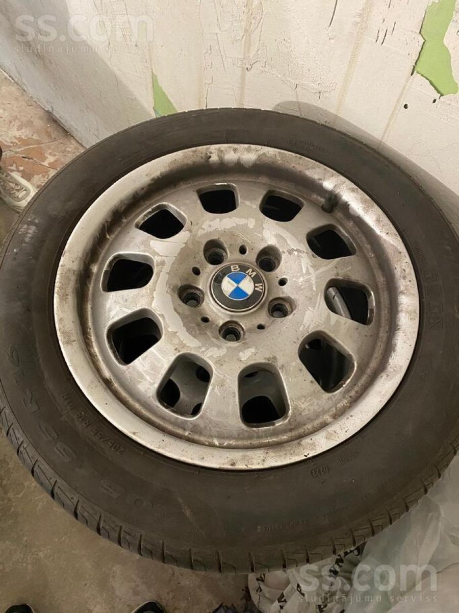 Melns BMW 318 2002 Rīga, ar dzinēja tilpumu 2.00 L un nobraukumu 256 tūkst. km par 2700 €, foto 14 vietnē AUTOMOTO.COM.LV