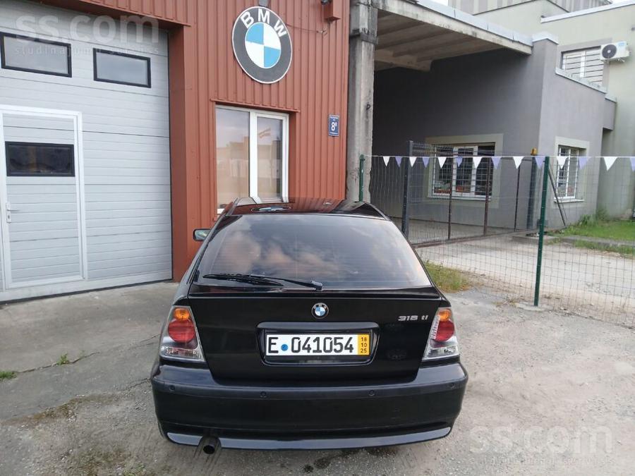 Черный БМВ 318 2002 в Цесис, объемом двигателя 1.80 л и пробегом 173 тыс. км за 2950 €, фото 6 на AUTOMOTO.COM.LV