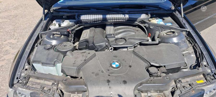 Melns BMW 318 2004 Utena, ar dzinēja tilpumu 1.80 L un nobraukumu 217 tūkst. km par 2850 €, foto 18 vietnē AUTOMOTO.COM.LV