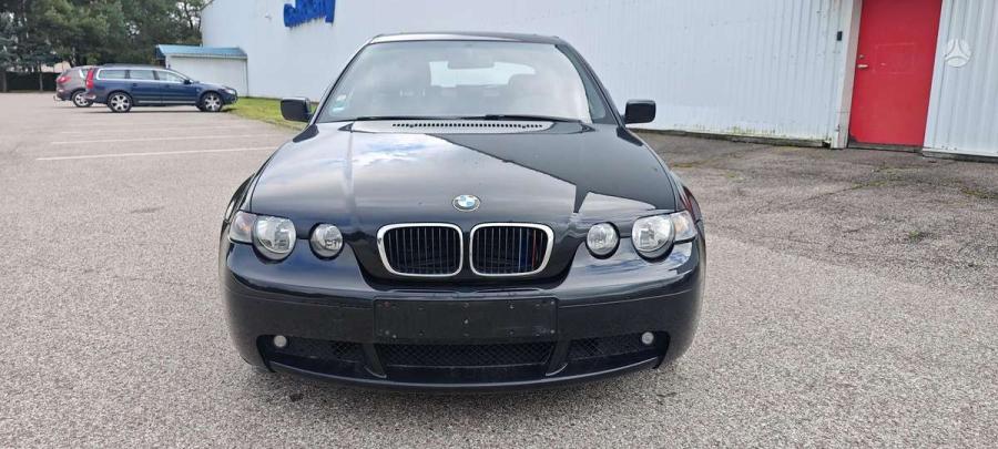 Melns BMW 318 2004 Utena, ar dzinēja tilpumu 1.80 L un nobraukumu 217 tūkst. km par 2650 €, foto 9 vietnē AUTOMOTO.COM.LV