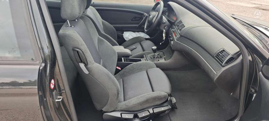 Melns BMW 318 2004 Utena, ar dzinēja tilpumu 1.80 L un nobraukumu 217 tūkst. km par 2650 €, foto 12 vietnē AUTOMOTO.COM.LV