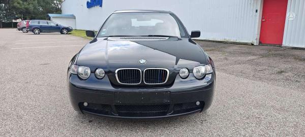 Melns BMW 318 2004 Utena, ar dzinēja tilpumu 1.80 L un nobraukumu 217 tūkst. km par 2650 €, foto 9 vietnē AUTOMOTO.COM.LV