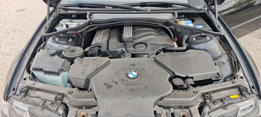 Black BMW 318 2004 in Utena, with an engine capacity of 1.80 L and mileage of 217 thousand km for 2650 €, photo 17 on AUTOMOTO.COM.LV