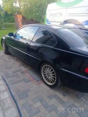 Melns BMW 318 2005 Ogre, ar dzinēja tilpumu 2.00 L un nobraukumu 312 tūkst. km par 2500 €, foto  vietnē AUTOMOTO.COM.LV