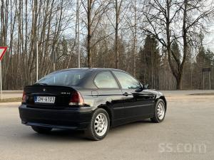 Black BMW 318 2003 in Ogre, with an engine capacity of 2.00 L and mileage of 387 thousand km for 1850 €, photo 4 on AUTOMOTO.COM.LV