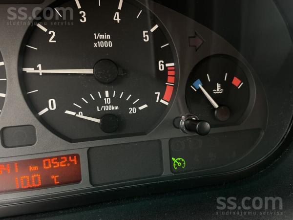 Melns BMW 318 2003 Rīga, ar dzinēja tilpumu 2.00 L un nobraukumu 269 tūkst. km par 1950 €, foto 9 vietnē AUTOMOTO.COM.LV