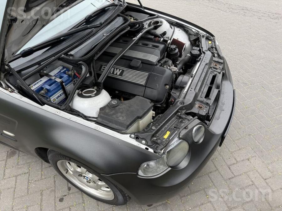 Melns BMW 318 2004 Rīga, ar dzinēja tilpumu 3.00 L un nobraukumu 230 tūkst. km par 7500 €, foto 9 vietnē AUTOMOTO.COM.LV