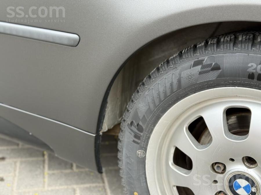 Melns BMW 318 2004 Rīga, ar dzinēja tilpumu 3.00 L un nobraukumu 230 tūkst. km par 7500 €, foto 11 vietnē AUTOMOTO.COM.LV