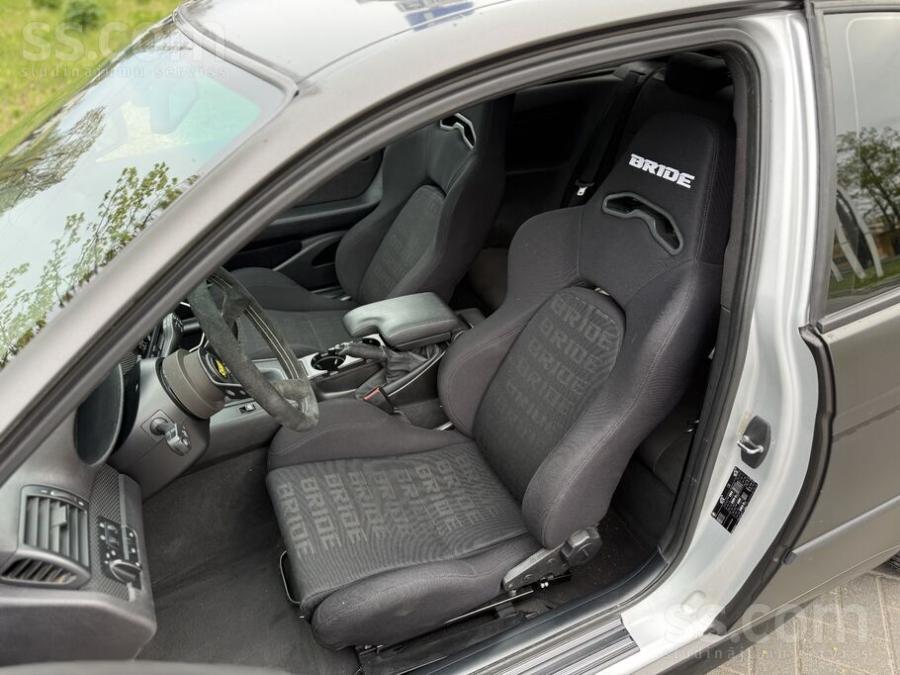 Melns BMW 318 2004 Rīga, ar dzinēja tilpumu 3.00 L un nobraukumu 230 tūkst. km par 7500 €, foto 14 vietnē AUTOMOTO.COM.LV