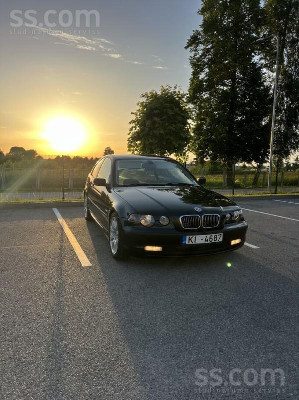 Black BMW 318 2004 in Riga, with an engine capacity of 2.00 L and mileage of 428 thousand km for 1690 €, photo 2 on AUTOMOTO.COM.LV