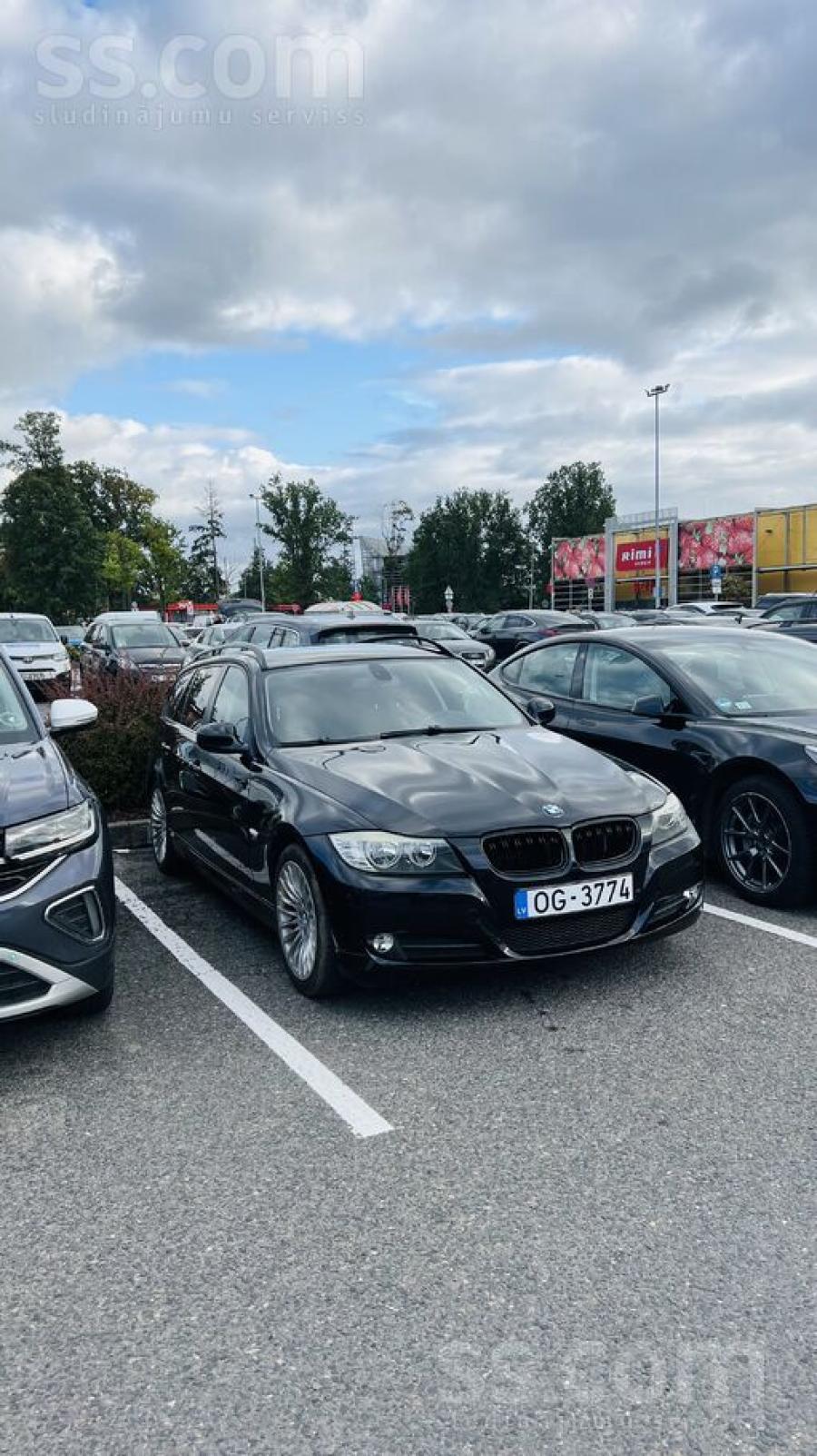 Black BMW 318 2009 in Riga, with an engine capacity of 2.00 L and mileage of 251 thousand km for 4699 €, photo 10 on AUTOMOTO.COM.LV