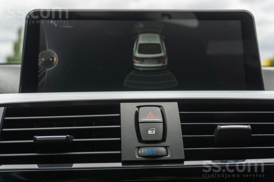 Melns BMW 318 2013 Rīga, ar dzinēja tilpumu 2.00 L un nobraukumu 301 tūkst. km par 12290 €, foto 16 vietnē AUTOMOTO.COM.LV