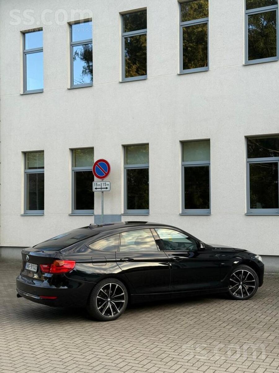 Black BMW 318 2014 in Jelgava, with an engine capacity of 2.00 L and mileage of 245 thousand km for 9900 €, photo 4 on AUTOMOTO.COM.LV
