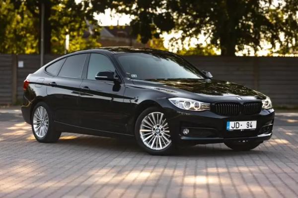Melns BMW 318 2014 Jelgava, ar dzinēja tilpumu 2.00 L un nobraukumu 196 tūkst. km par 16300 €, foto 2 vietnē AUTOMOTO.COM.LV