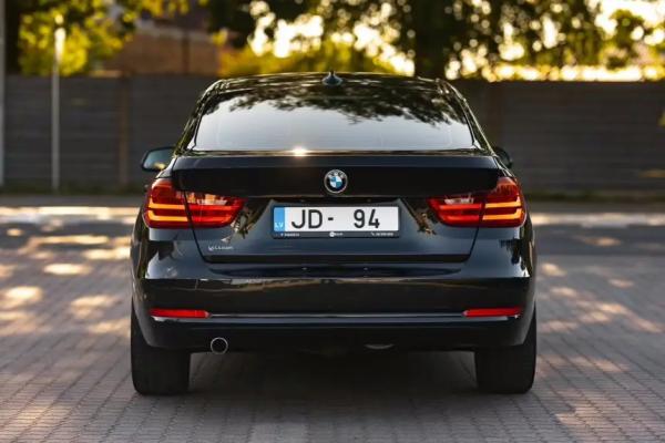 Melns BMW 318 2014 Jelgava, ar dzinēja tilpumu 2.00 L un nobraukumu 196 tūkst. km par 16300 €, foto 6 vietnē AUTOMOTO.COM.LV