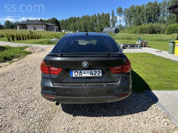 Black BMW 318 2016 in Riga, with an engine capacity of 2.00 L and mileage of 225 thousand km for 10990 €, photo 2 on AUTOMOTO.COM.LV