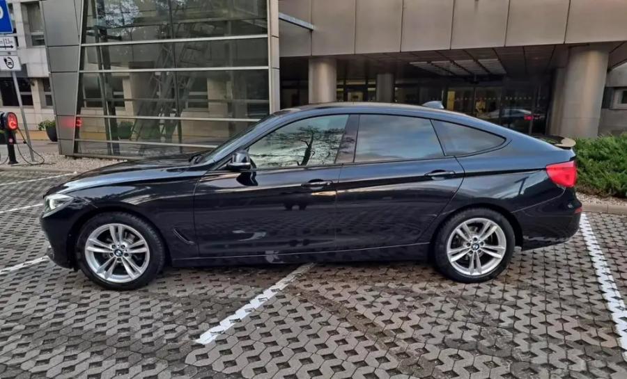 Black BMW 318 2017 in Riga, with an engine capacity of 2.00 L and mileage of 206 thousand km for 14590 €, photo 21 on AUTOMOTO.COM.LV