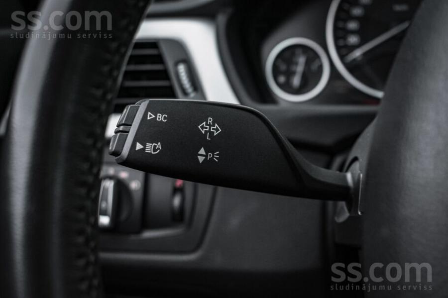 Black BMW 318 2020 in Riga, with an engine capacity of 2.00 L and mileage of 160 thousand km for 16990 €, photo 20 on AUTOMOTO.COM.LV