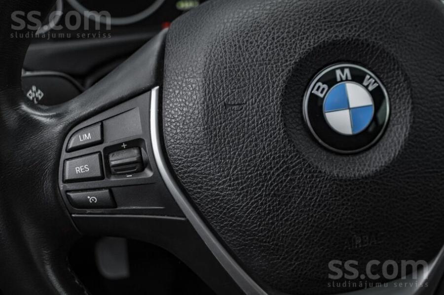 Black BMW 318 2020 in Riga, with an engine capacity of 2.00 L and mileage of 160 thousand km for 16990 €, photo 21 on AUTOMOTO.COM.LV