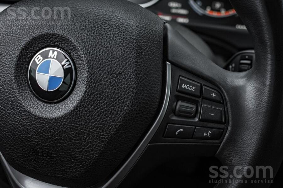 Black BMW 318 2020 in Riga, with an engine capacity of 2.00 L and mileage of 160 thousand km for 16990 €, photo 23 on AUTOMOTO.COM.LV