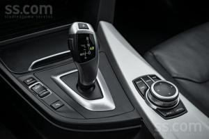 Black BMW 318 2020 in Riga, with an engine capacity of 2.00 L and mileage of 160 thousand km for 16990 €, photo 26 on AUTOMOTO.COM.LV