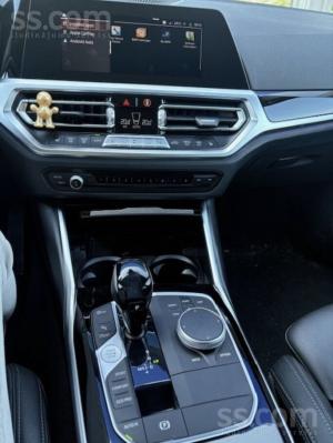 Melns BMW 318 2021 Ogre, ar dzinēja tilpumu 2.00 L un nobraukumu 161 tūkst. km par 25000 €, foto 6 vietnē AUTOMOTO.COM.LV