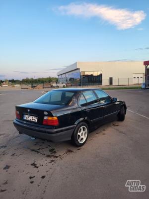 Черный БМВ 318 1991 в Гаргждай, объемом двигателя 1.80 л и пробегом 309 тыс. км за 2600 €, фото 5 на AUTOMOTO.COM.LV