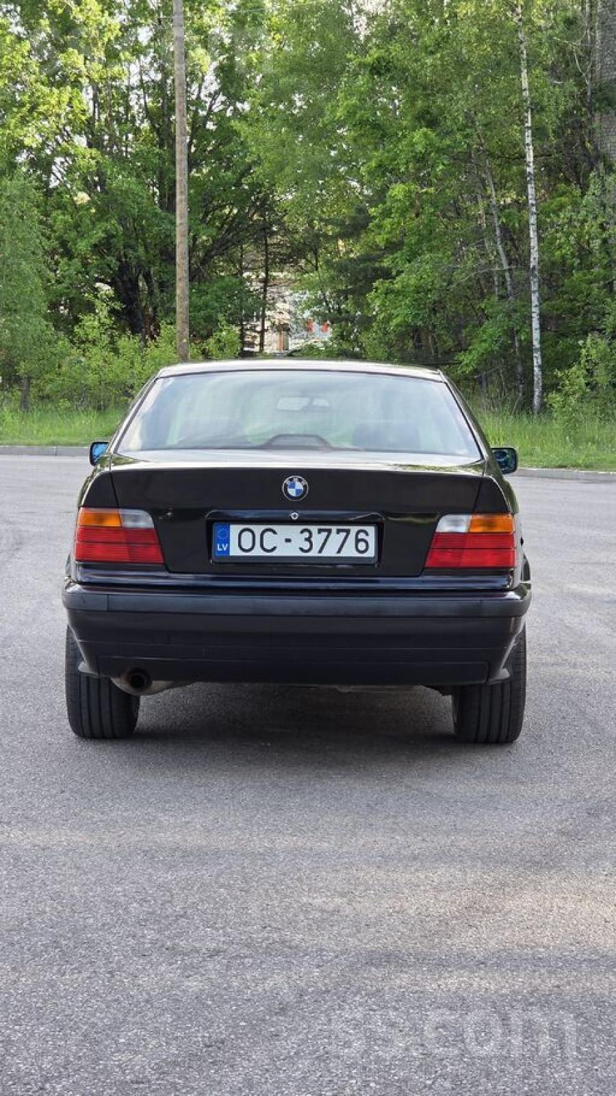 Melns BMW 318 1996 Rīga, ar dzinēja tilpumu 1.80 L un nobraukumu 293 tūkst. km par 3350 €, foto 6 vietnē AUTOMOTO.COM.LV