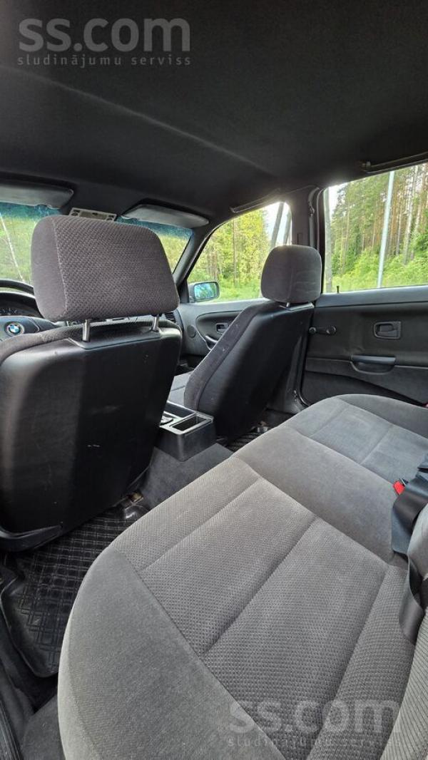 Melns BMW 318 1996 Rīga, ar dzinēja tilpumu 1.80 L un nobraukumu 293 tūkst. km par 3350 €, foto 9 vietnē AUTOMOTO.COM.LV