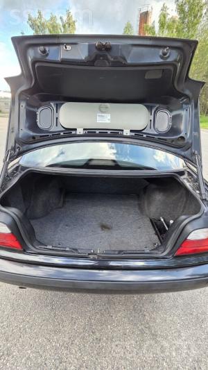Melns BMW 318 1996 Rīga, ar dzinēja tilpumu 1.80 L un nobraukumu 293 tūkst. km par 3350 €, foto 11 vietnē AUTOMOTO.COM.LV