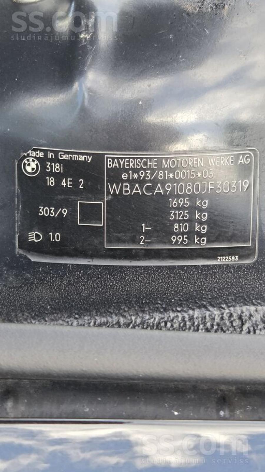 Melns BMW 318 1996 Rīga, ar dzinēja tilpumu 1.80 L un nobraukumu 293 tūkst. km par 3350 €, foto 13 vietnē AUTOMOTO.COM.LV