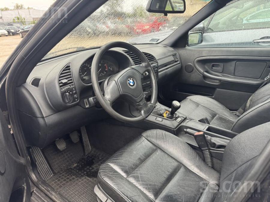 Melns BMW 318 1997 Rīga, ar dzinēja tilpumu 1.60 L un nobraukumu 276 tūkst. km par 3400 €, foto 12 vietnē AUTOMOTO.COM.LV
