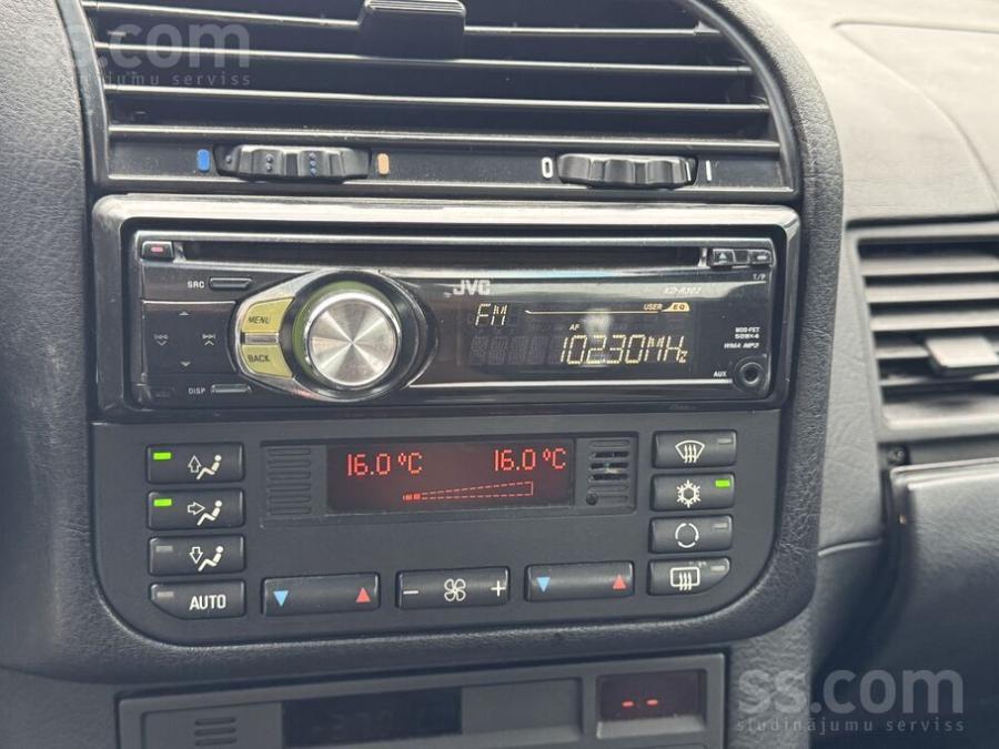 Melns BMW 318 1997 Rīga, ar dzinēja tilpumu 1.60 L un nobraukumu 276 tūkst. km par 3400 €, foto 15 vietnē AUTOMOTO.COM.LV