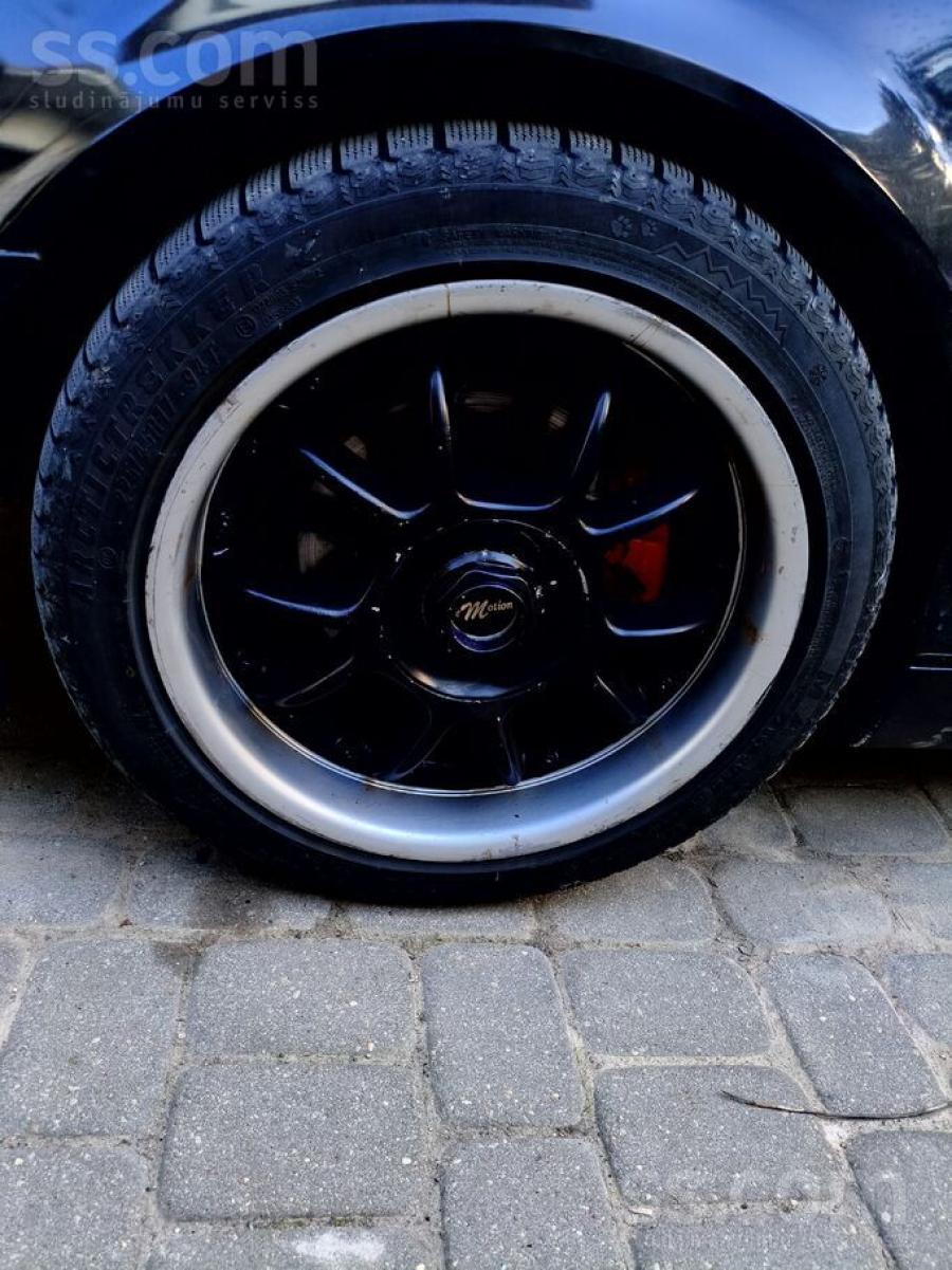 Black BMW 318 1999 in Valmiera, with an engine capacity of 1.90 L and mileage of 398 thousand km for 800 €, photo 6 on AUTOMOTO.COM.LV