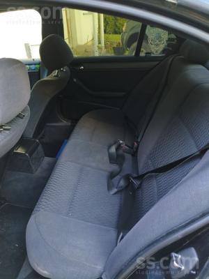 Black BMW 318 1999 in Valmiera, with an engine capacity of 1.90 L and mileage of 398 thousand km for 800 €, photo 7 on AUTOMOTO.COM.LV