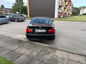 Melns BMW 318 1999 Valmiera, ar dzinēja tilpumu 1.90 L un nobraukumu 305 tūkst. km par 1400 €, foto 3 vietnē AUTOMOTO.COM.LV